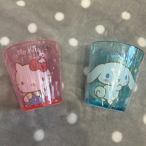 Sanrio | Kitchen | Sanrio Hello Kitty And Cinnamoroll Plastic Cups ...